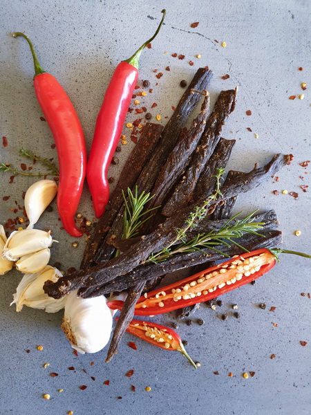CHILLI BEEF STICKS (Stokkies) – Ripsaw Jerky